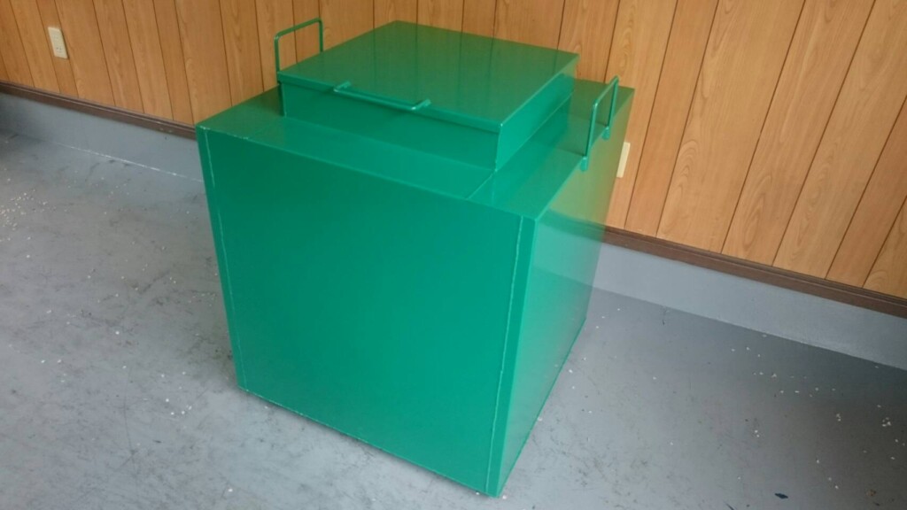 危険物保管容器 | adopos